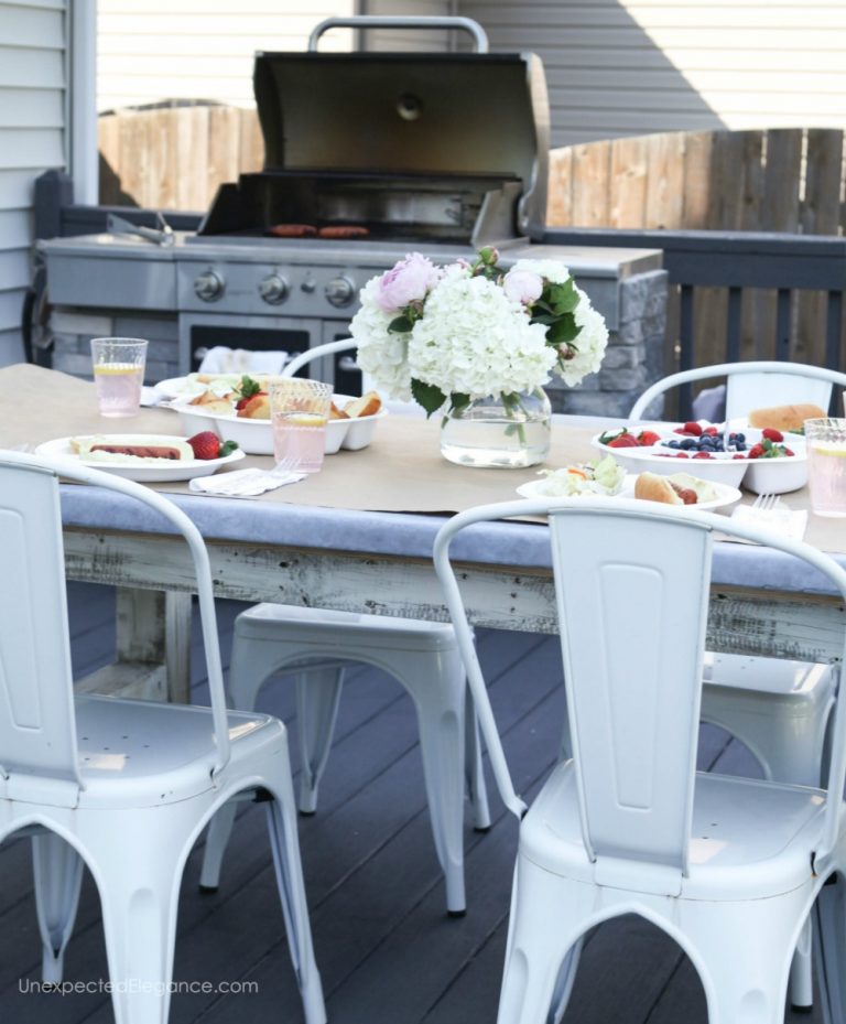 7 Tips for Hosting a Neighborhood BBQ