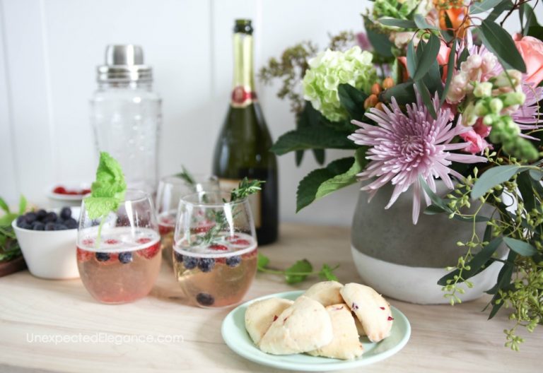 Berry Smash Prosecco Cocktail