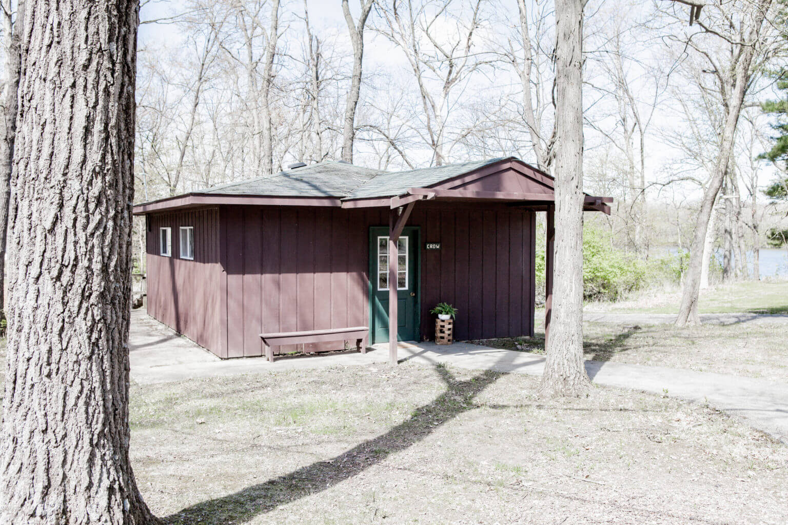 Small Cabin: Decor Makes a BIG Difference